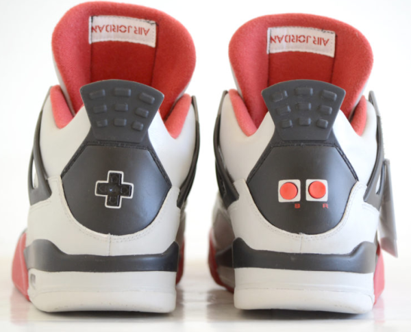Las zapatillas Air Jordan IV Retro NES se lanzan y las necesitamos